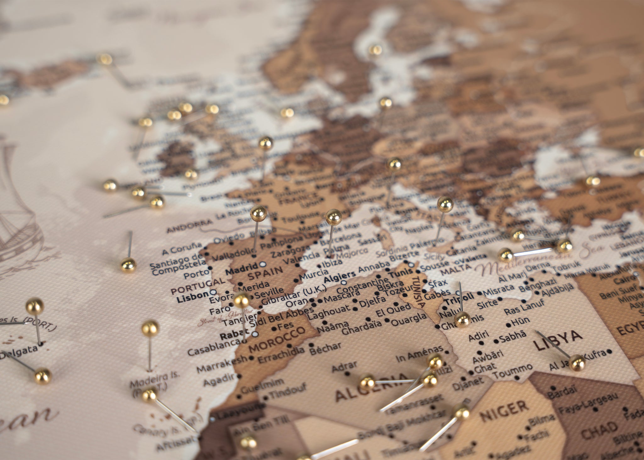 Personalized World Travel Map with Pins - Vintage Wall Art – Pinmap